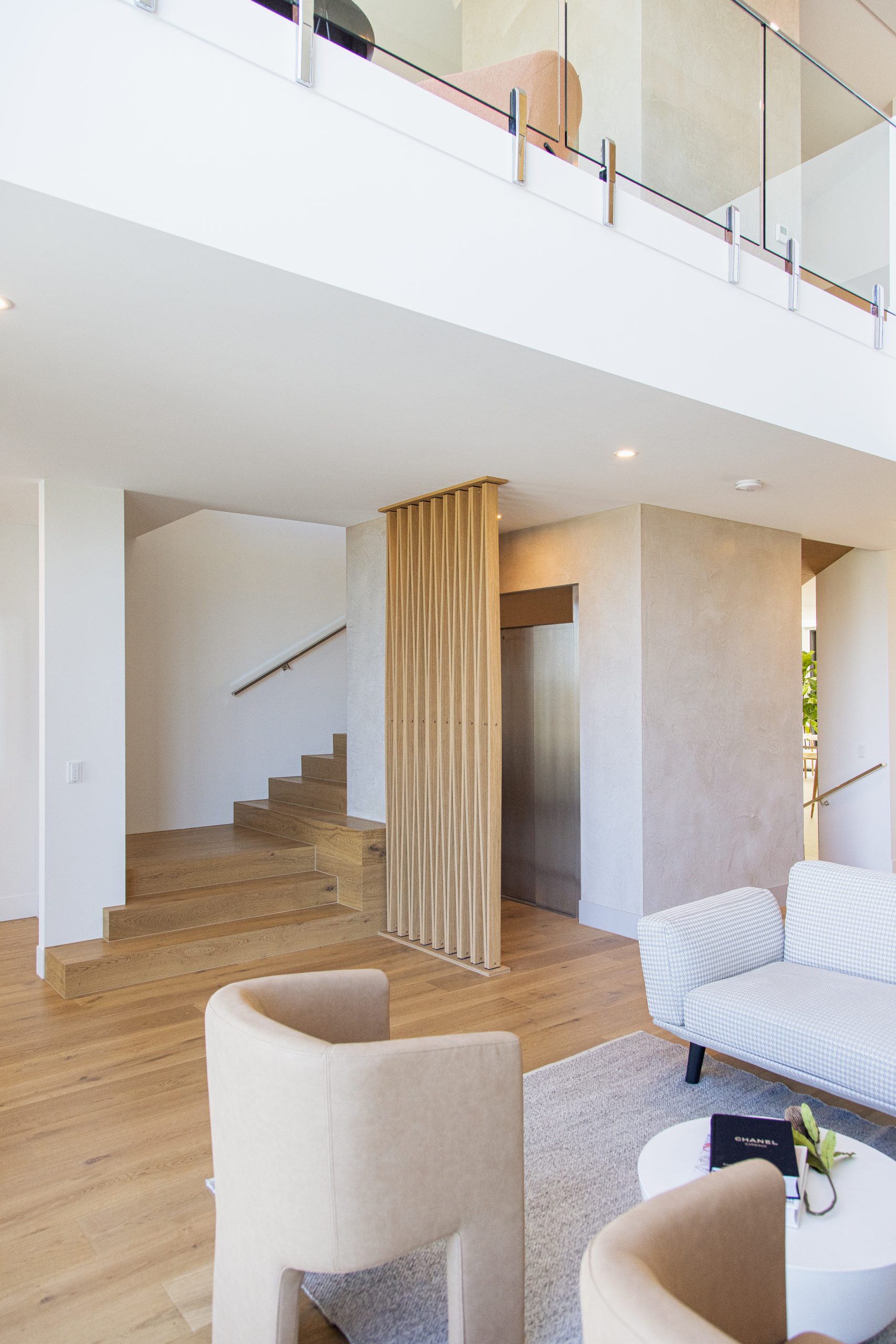 Melbourne Home Lifts | Royal Residential Lift - Platinum Elevators